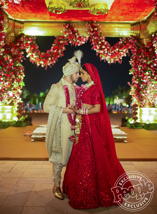 First Photos And Video Priyanka Chopra And Nick Jonas Make Royal Bride