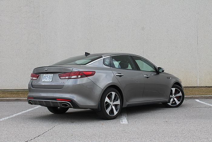 2016 Kia Optima SXL - New top trim Optima piles on the luxury